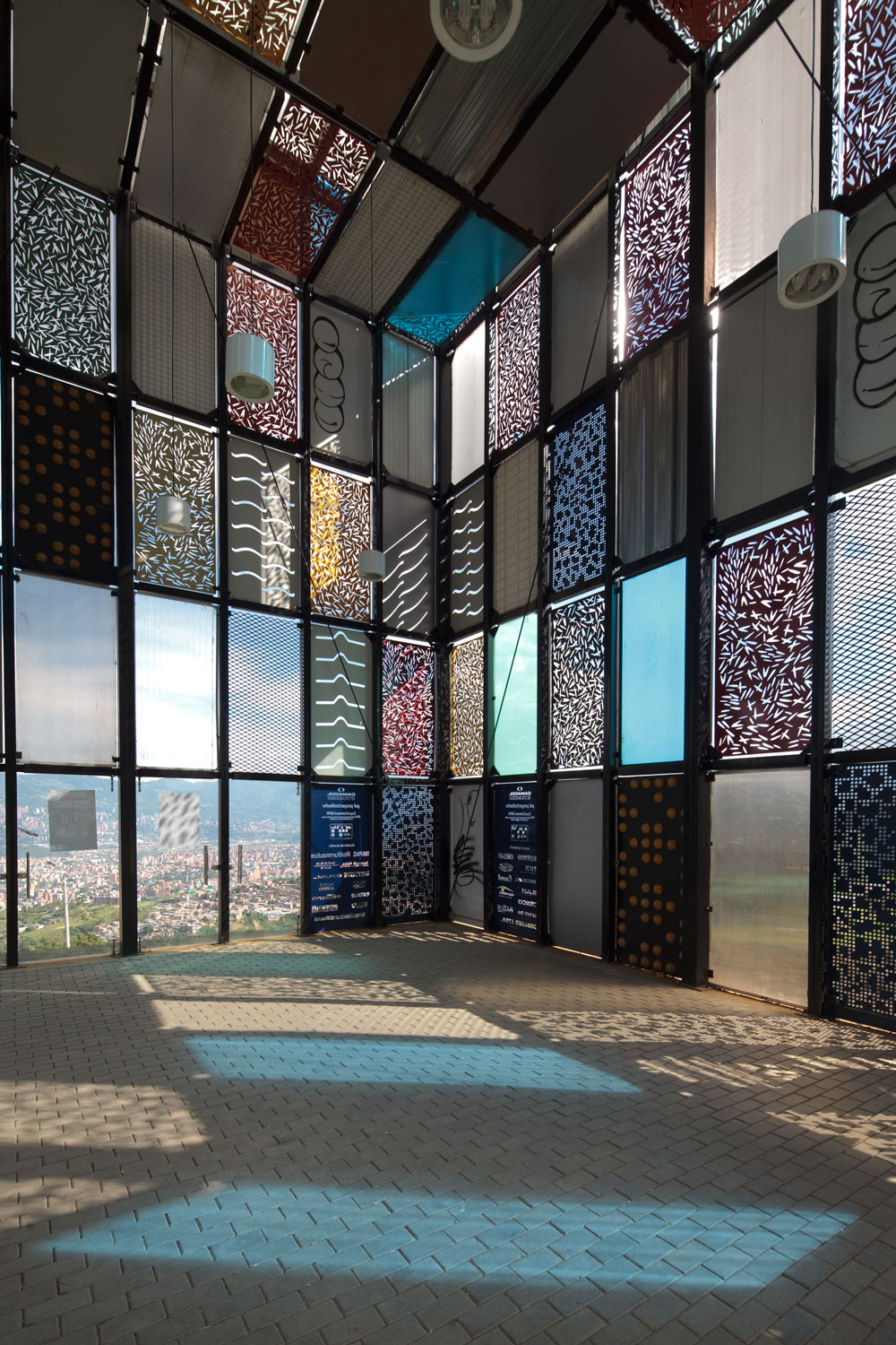 Gallery of Disconnected Pavilion / Plan:b Arquitectos - 24