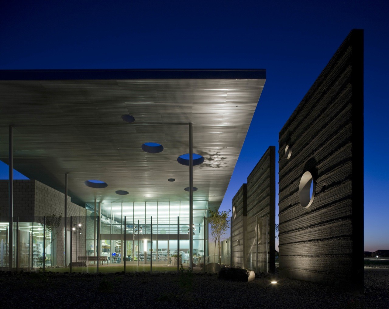 Gallery of Sunrise Mountain Library / Richard Kennedy Architects - 6