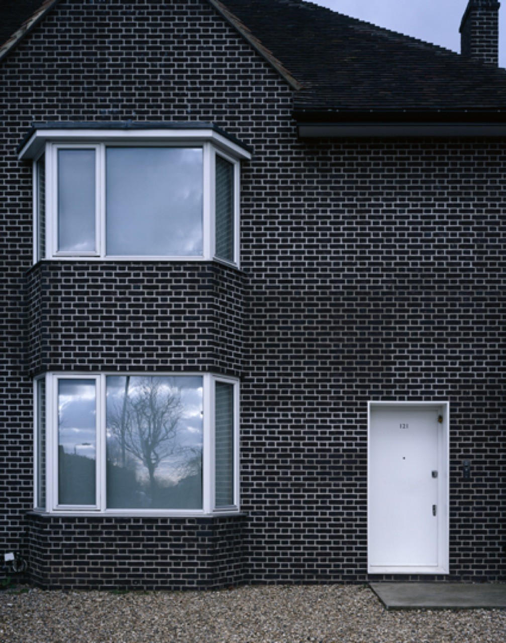 Gallery of Painted House / Jonathan Woolf architects with Bharat Patel - 6