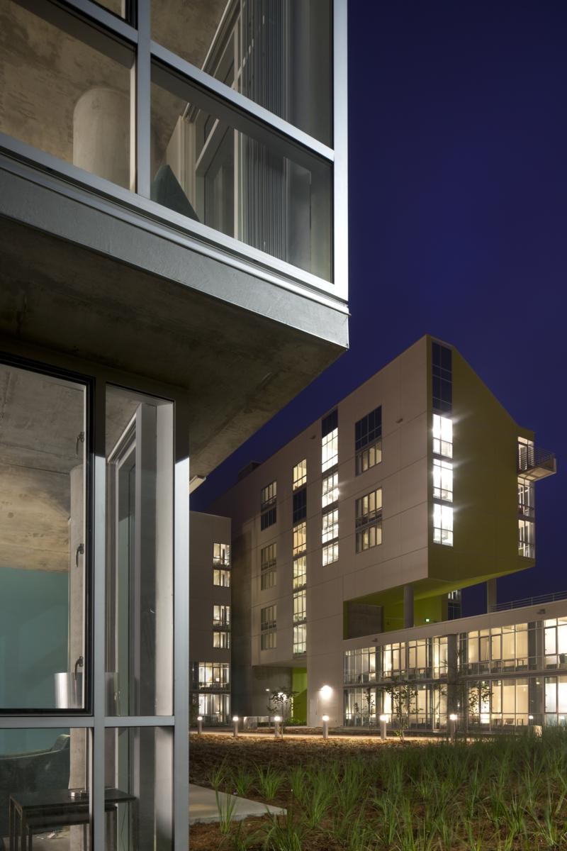 Gallery of Rita Atkinson Residence / Valerio Dewalt Train Architects - 14