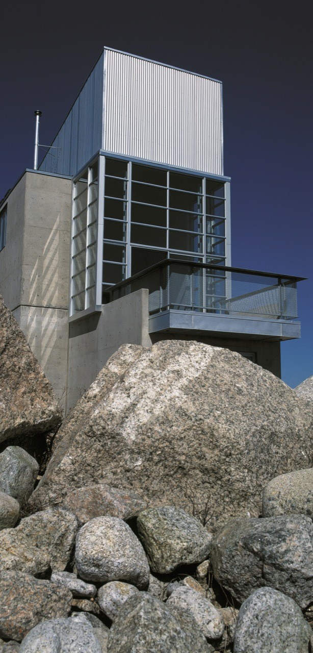 Gallery of Howard House / Brian MacKay-Lyons Urban Design - 2