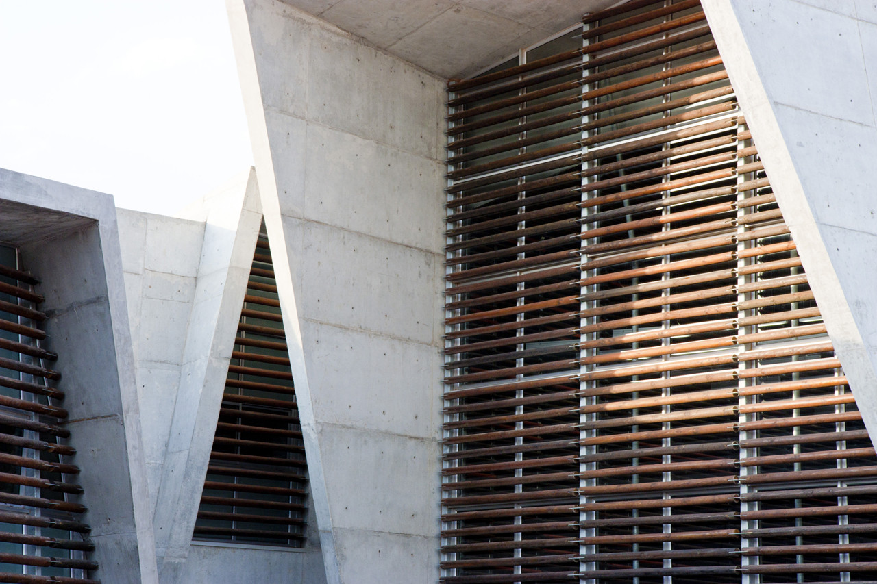 Gallery of Ubuntu Centre / Field Architecture - 4