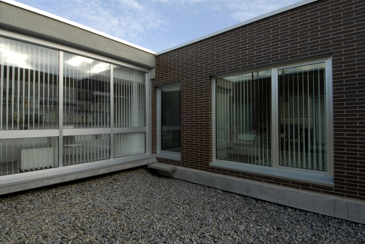 Gallery of Ramona's House / rza arquitectes - 5