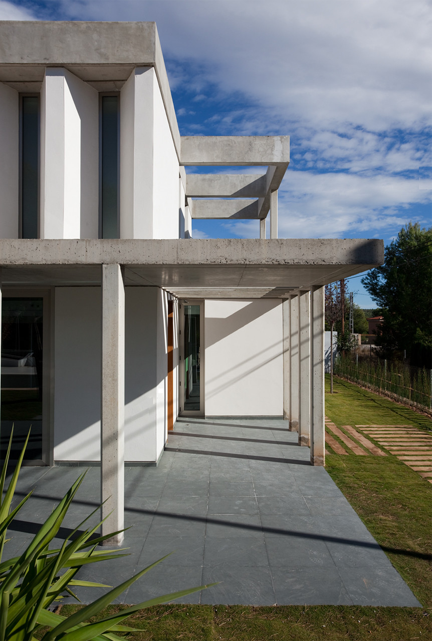 Gallery of Pine House / Peñín Architects - 2