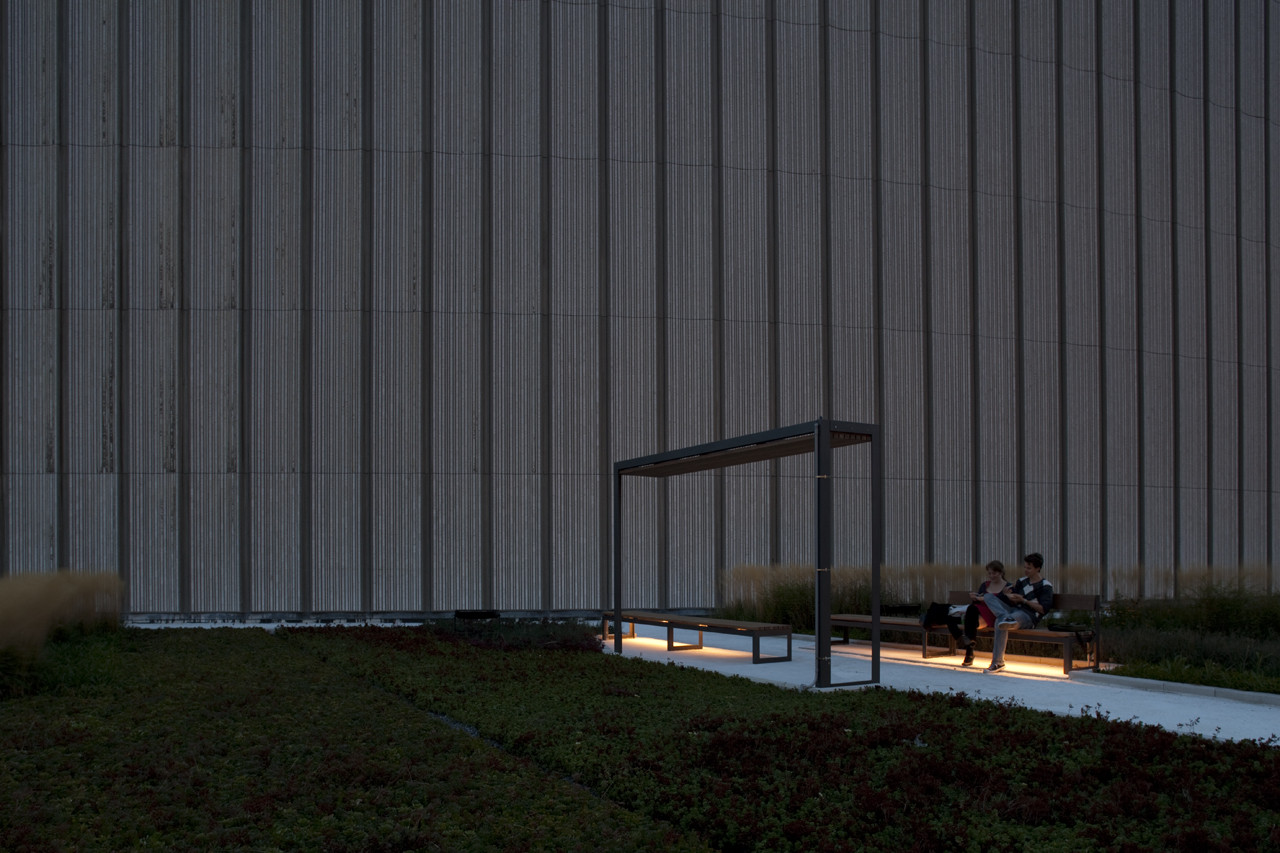 Gallery of NPS Podium Roof Garden / PLANT Architect & Perkins+Will ...