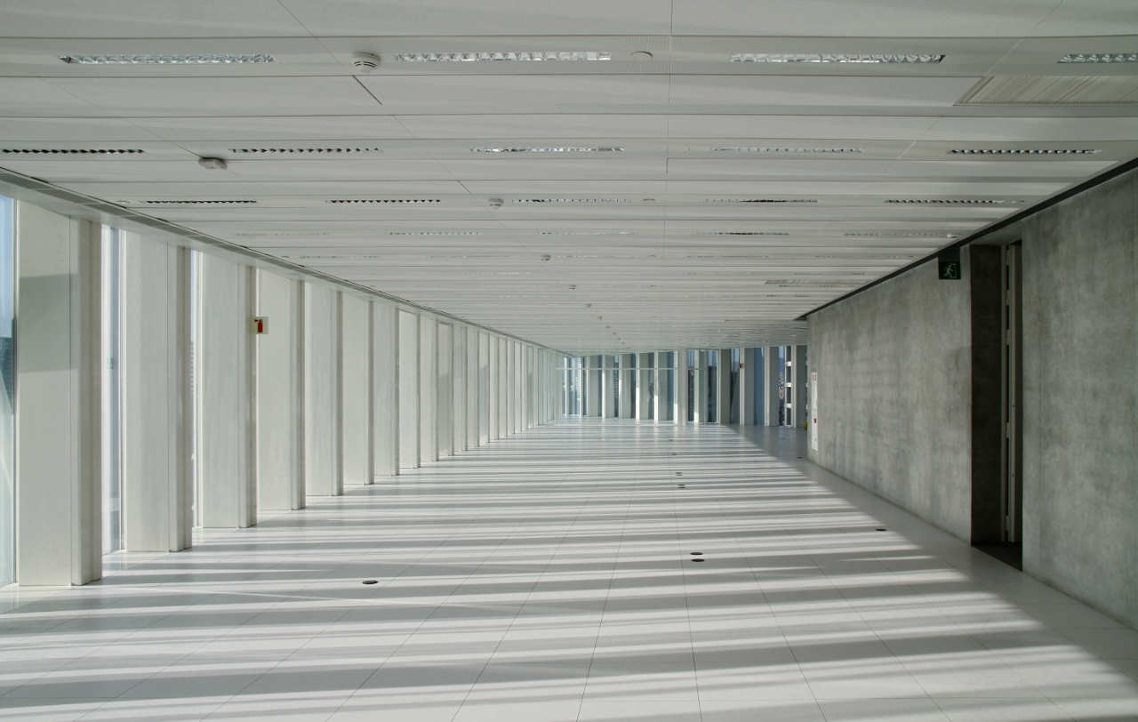 Gallery of Torre Diagonal Zero Zero / EMBA - 2