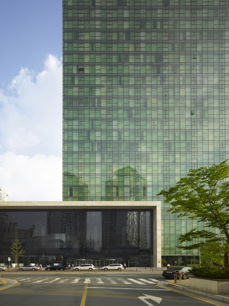 Gallery of Next Human Network Green Factory / NBBJ in collaboration ...