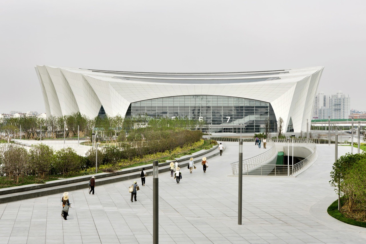 Gallery of Shanghai Oriental Sports Center / gmp Architects - 6