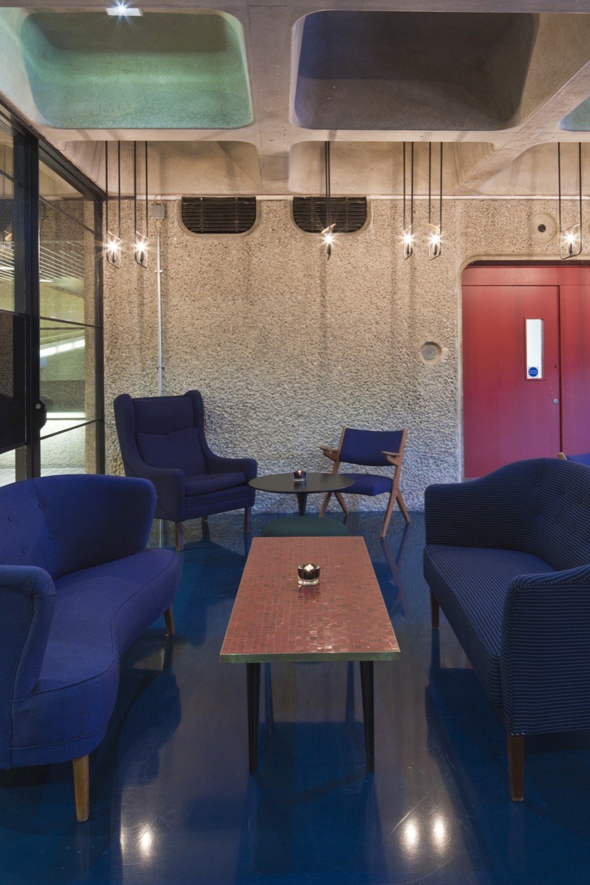 Gallery of Barbican Foodhall and Lounge / SHH - 18