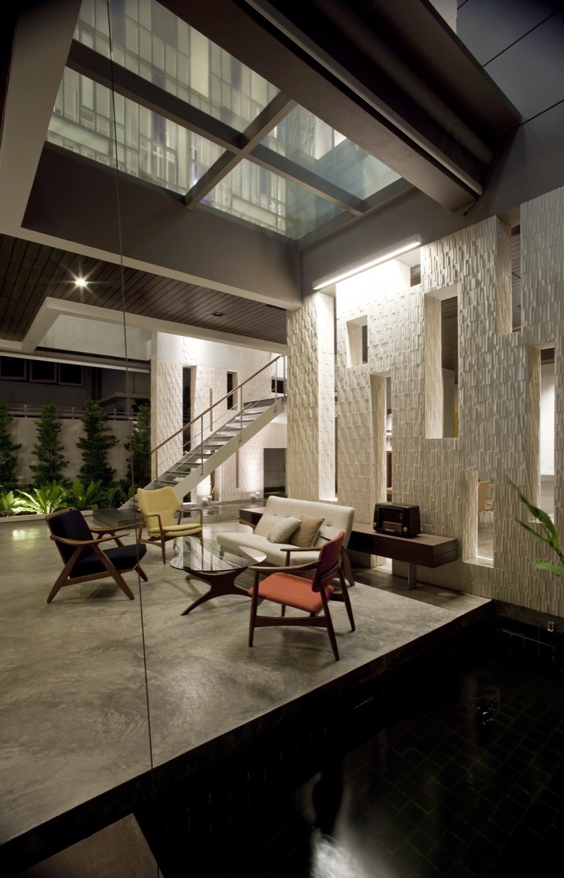 Gallery of Chai Tour Office / aMA Design Studio Co. - 5