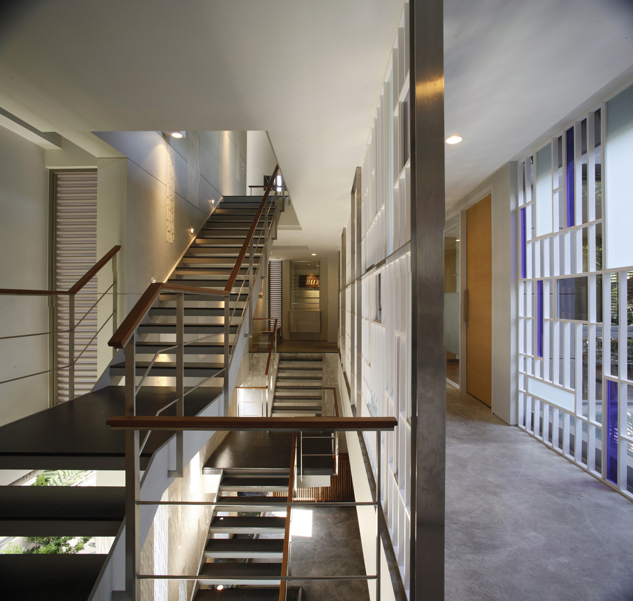 Gallery of Chai Tour Office / aMA Design Studio Co. - 4