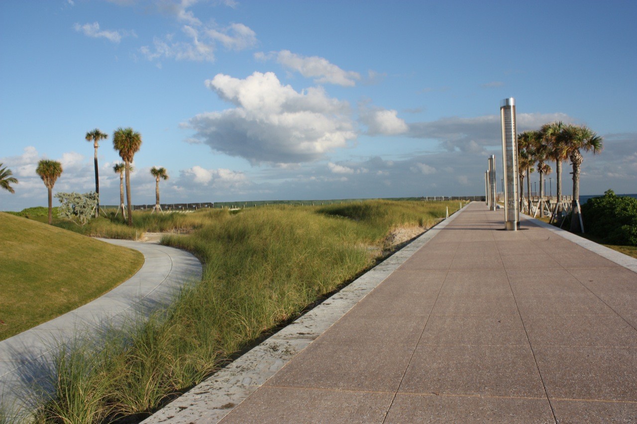 Gallery of South Pointe Park / Hargreaves Jones - 2