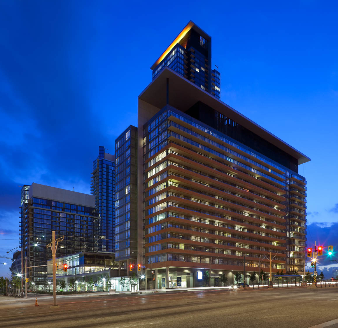 Gallery of Block 24E / KPMB Architects - 11