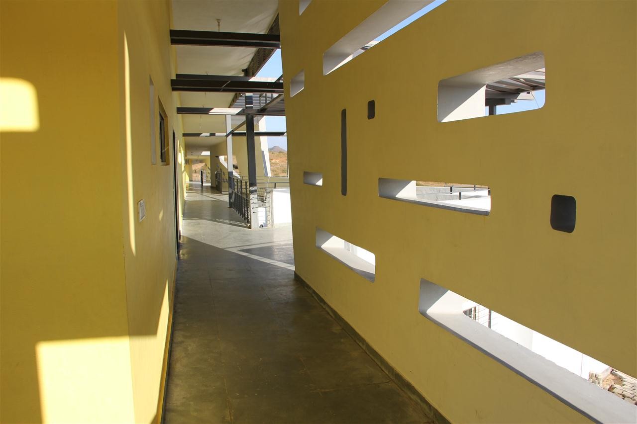 Gallery of The Summit / Studio Decode - 14
