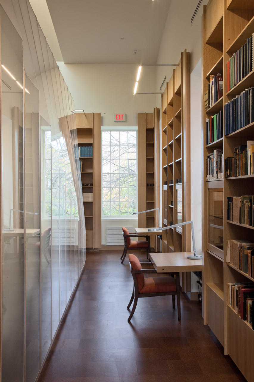 Gallery of Joukowsky Institute / Anmahian Winton Architects - 7