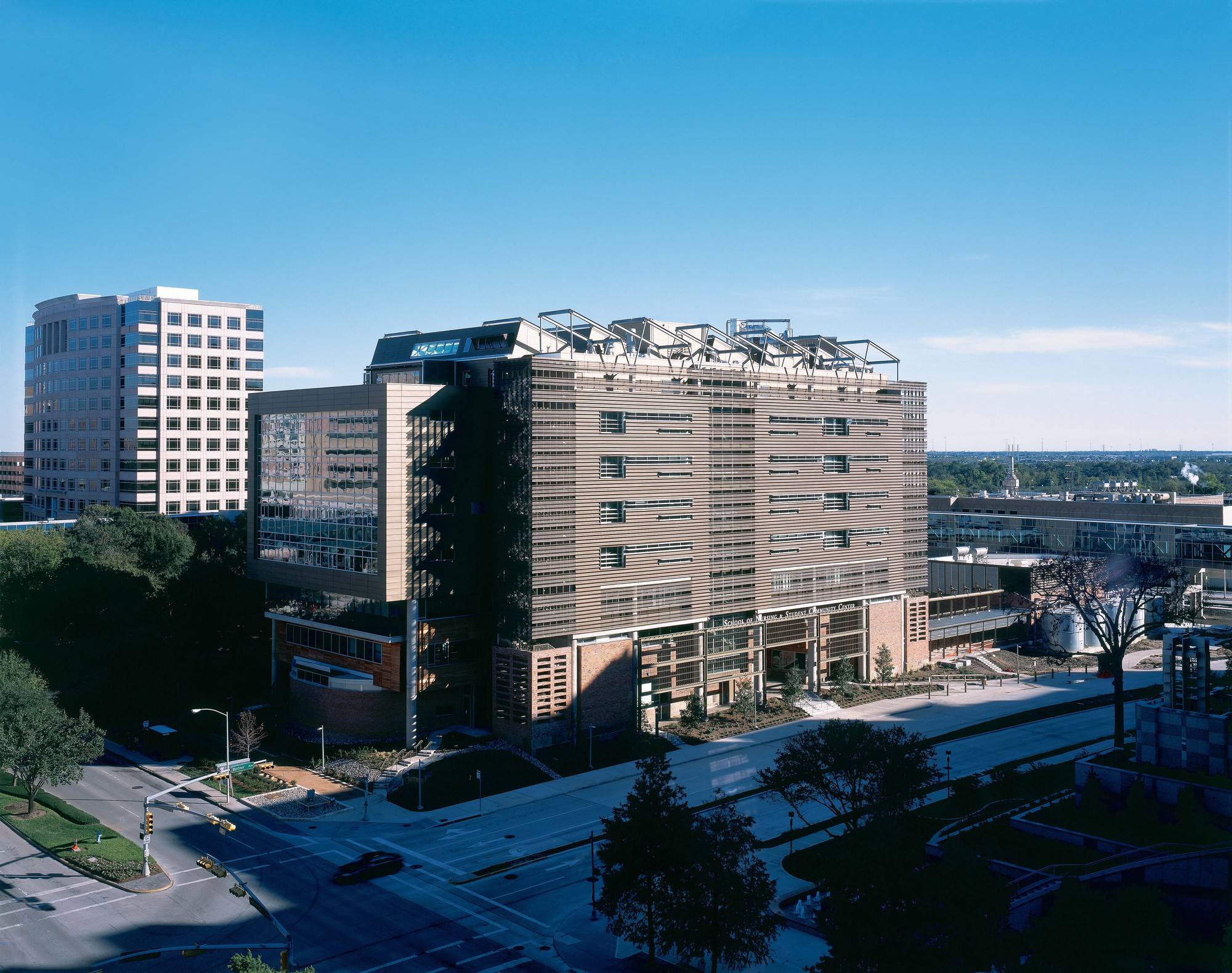 Gallery of School of Nursing and Student Community Center at the ...