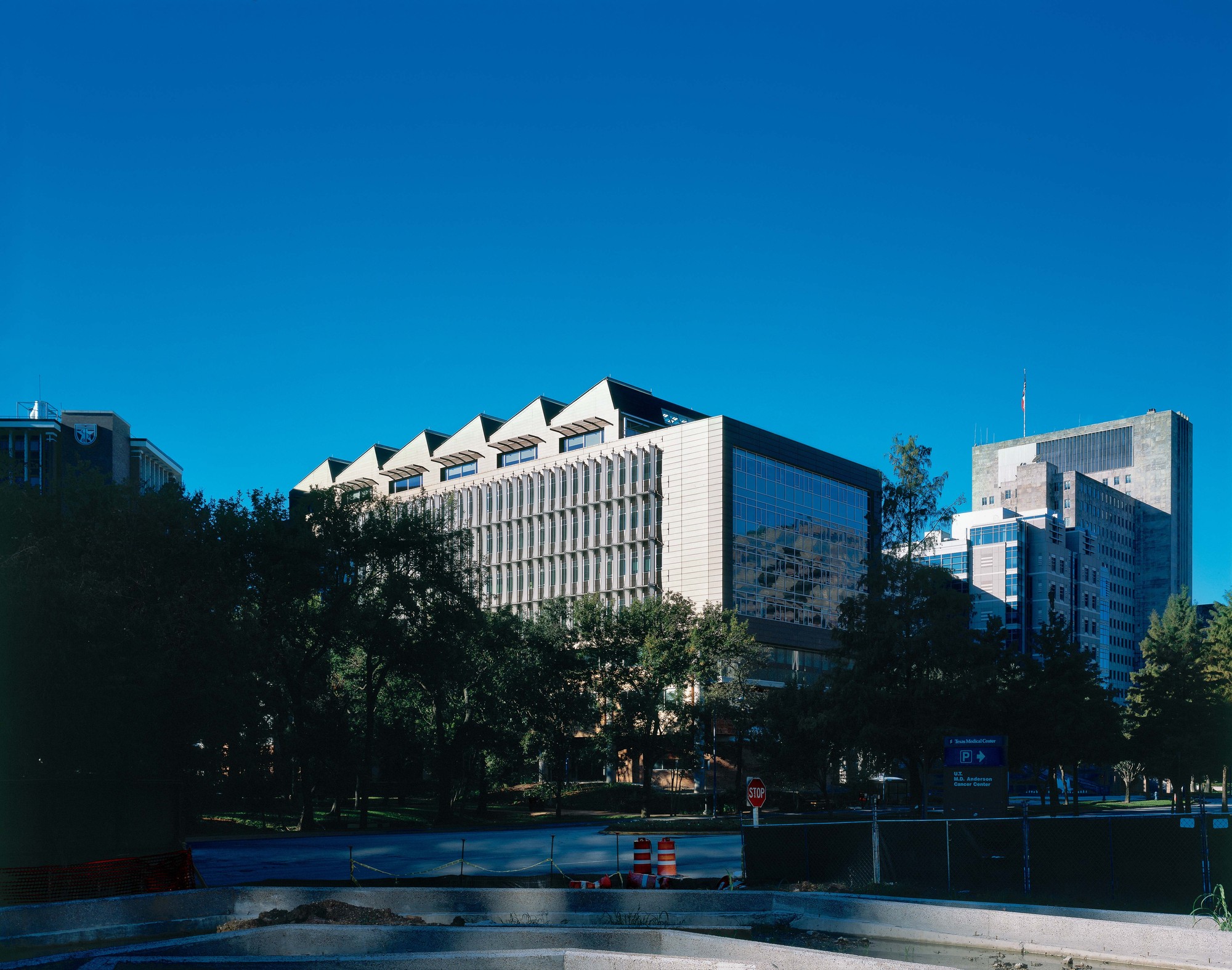 Gallery of School of Nursing and Student Community Center at the ...