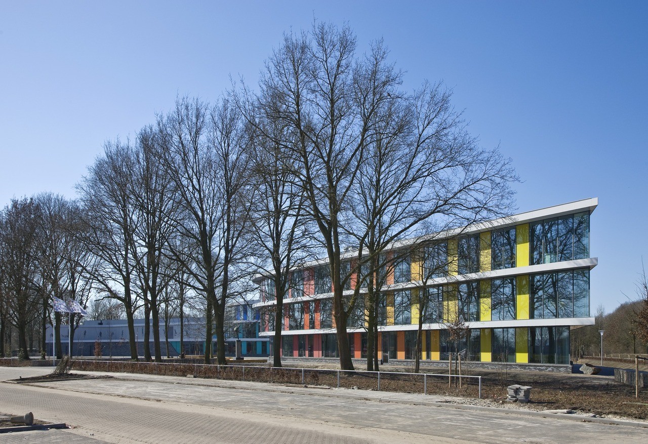 Gallery of Het College Weert / RAU - 2