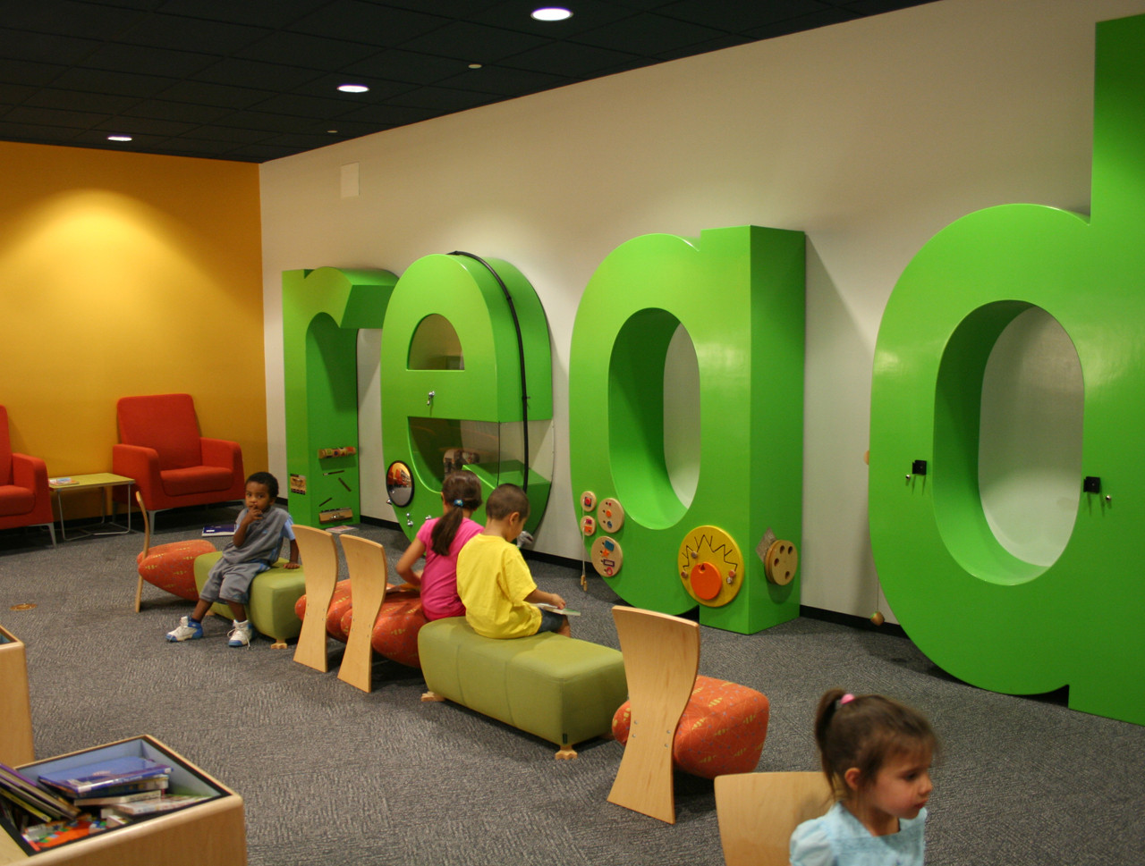 Gallery of Cesar Chavez Library / Line and Space - 10