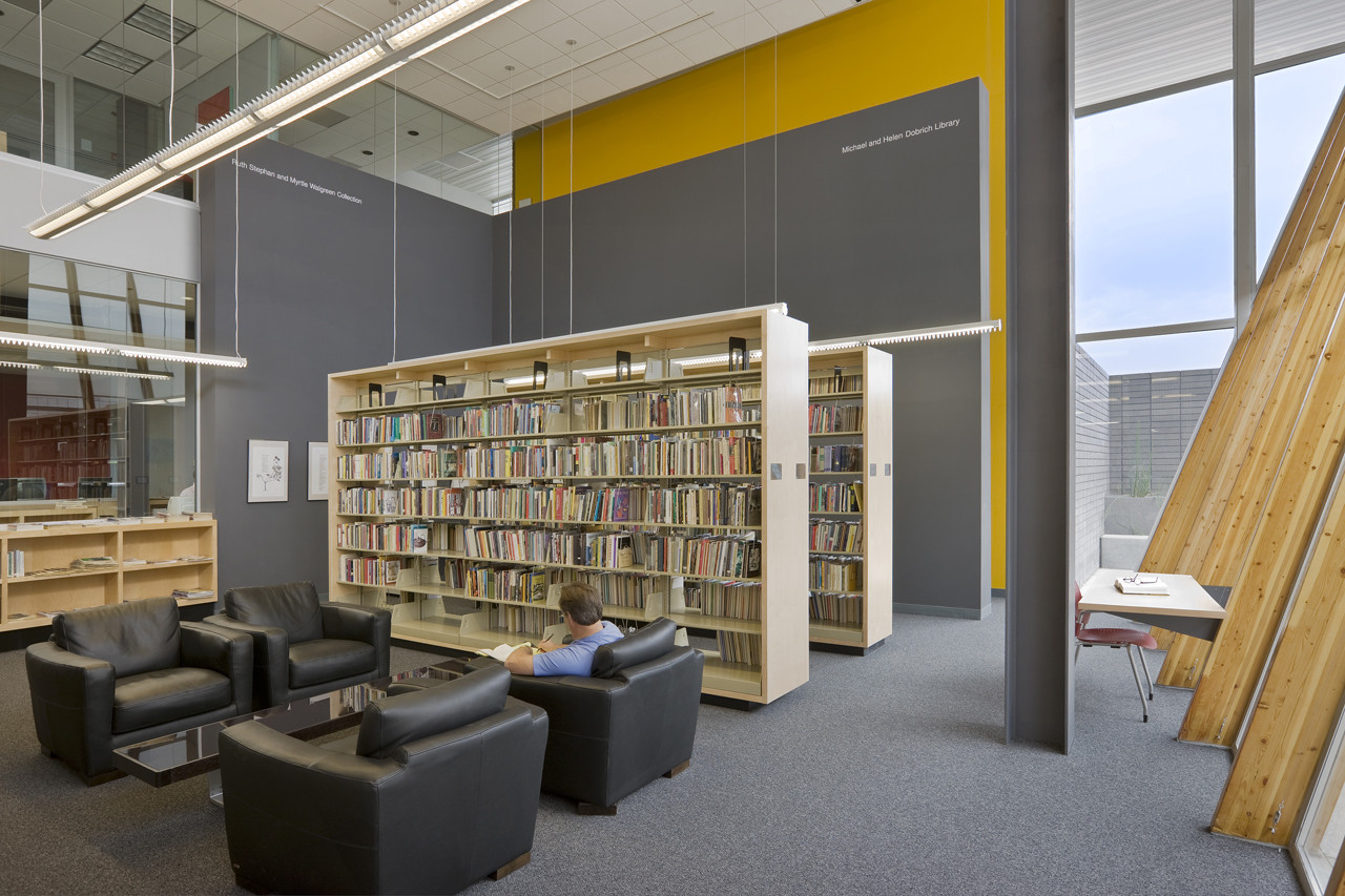 Gallery of University of Arizona Poetry Center / Line and Space - 2