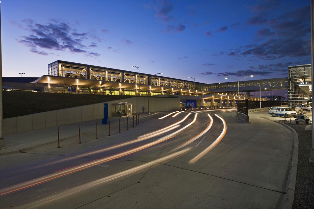Gallery of Detroit Metropolitan Wayne County Airport, North Terminal ...