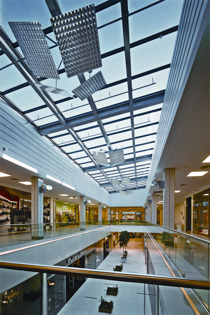 Gallery of Riga Plaza / ARHIS - 2