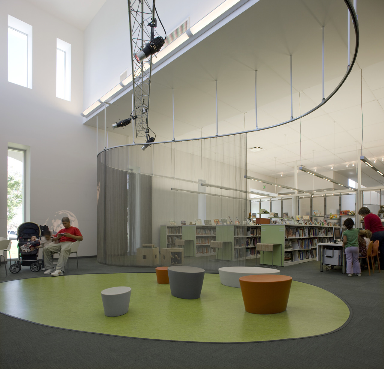 Gallery of Yuma Heritage Library / Studio Ma - 4