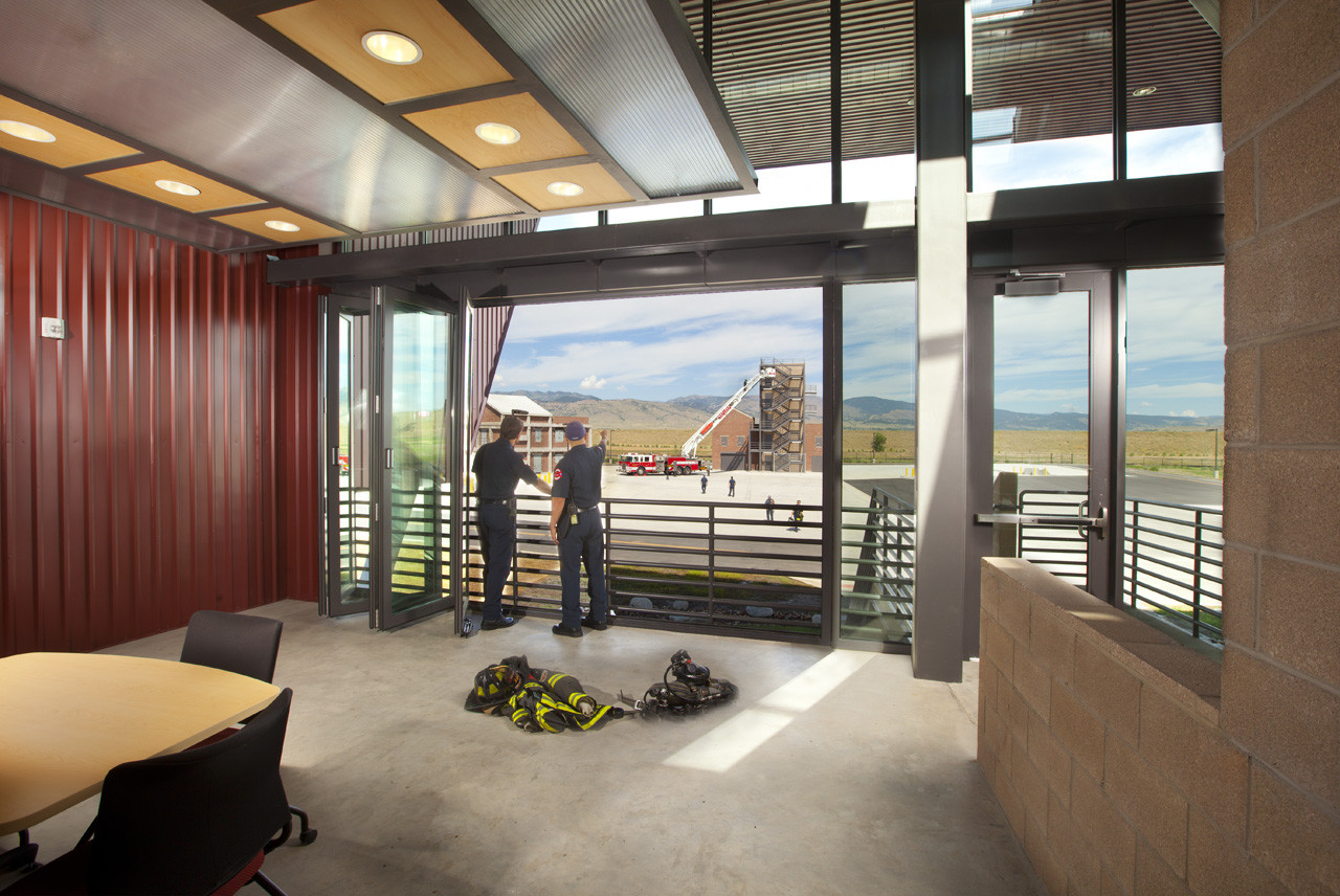 Gallery of Boulder Regional Fire Training Facility / Roth Sheppard ...