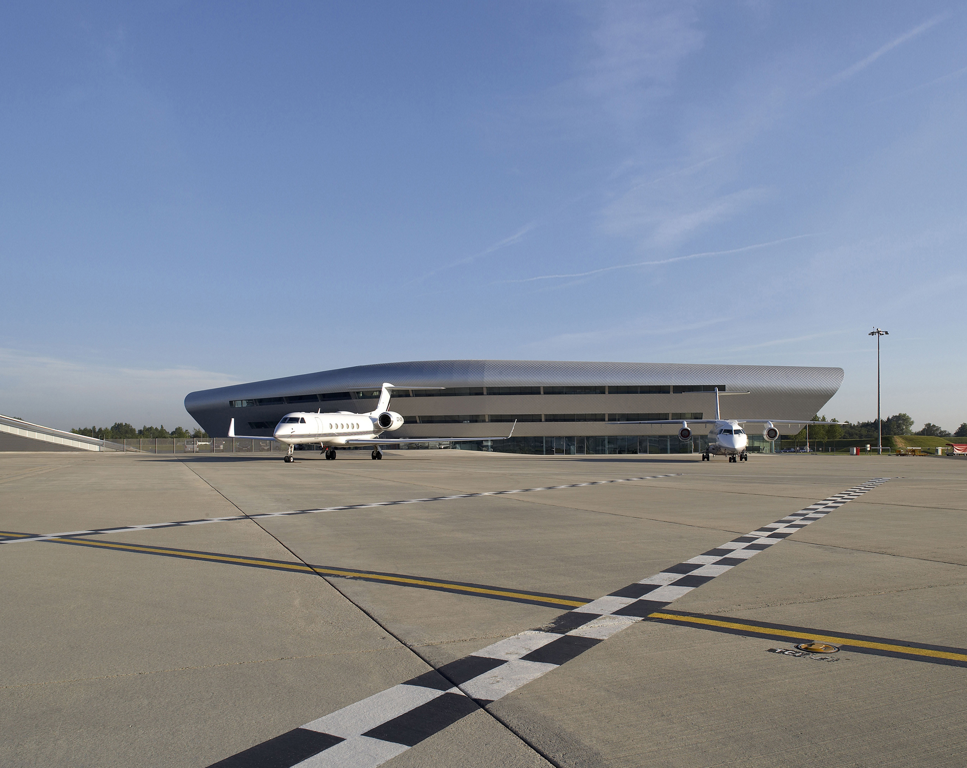 Gallery of TAG Farnborough Airport / 3DReid Architects - 7