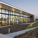 Kenmore Library / Weinstein A|U | ArchDaily