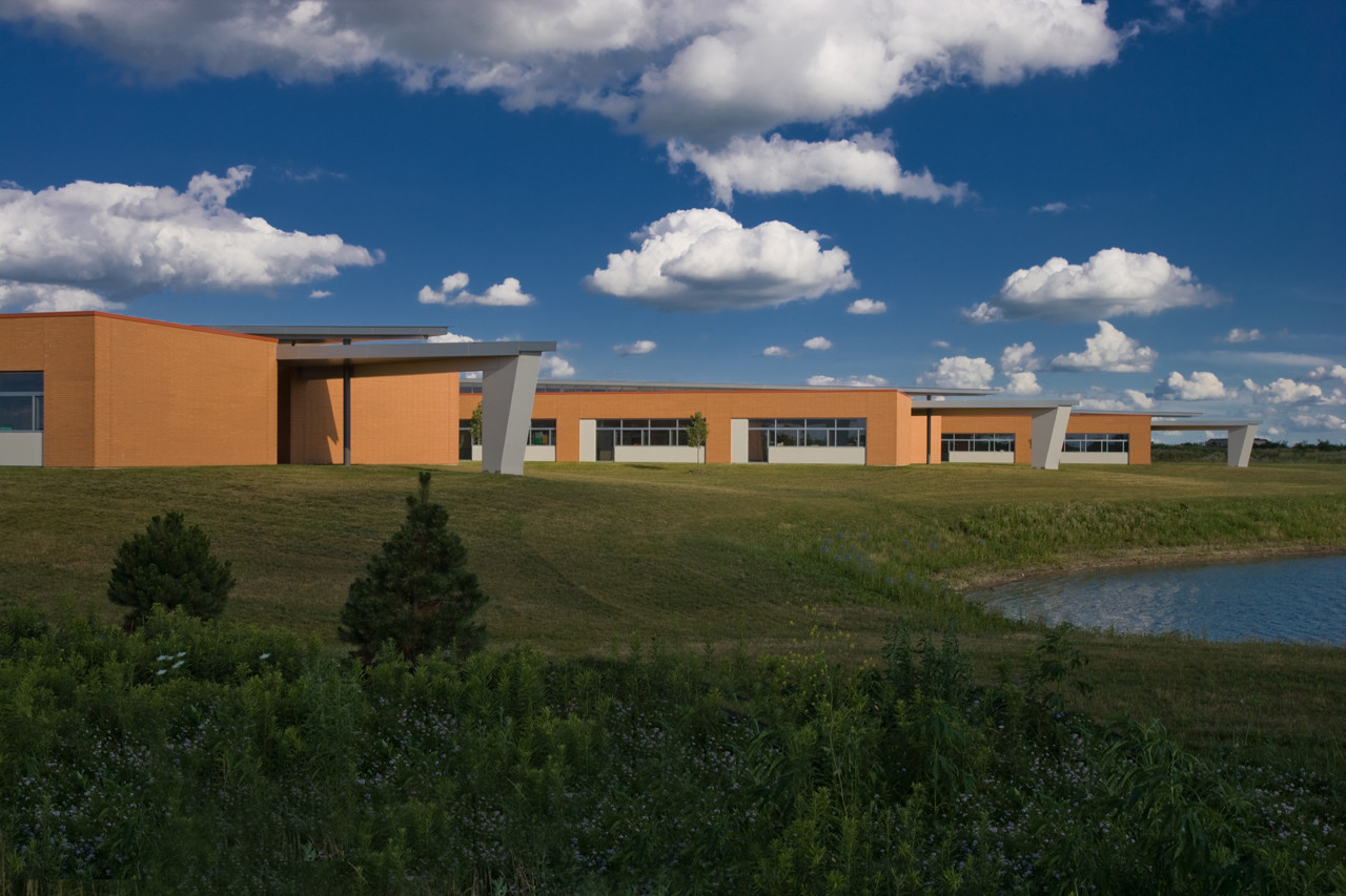 Gallery of Colin Powell Middle School / Legat Architects, Inc. - 4