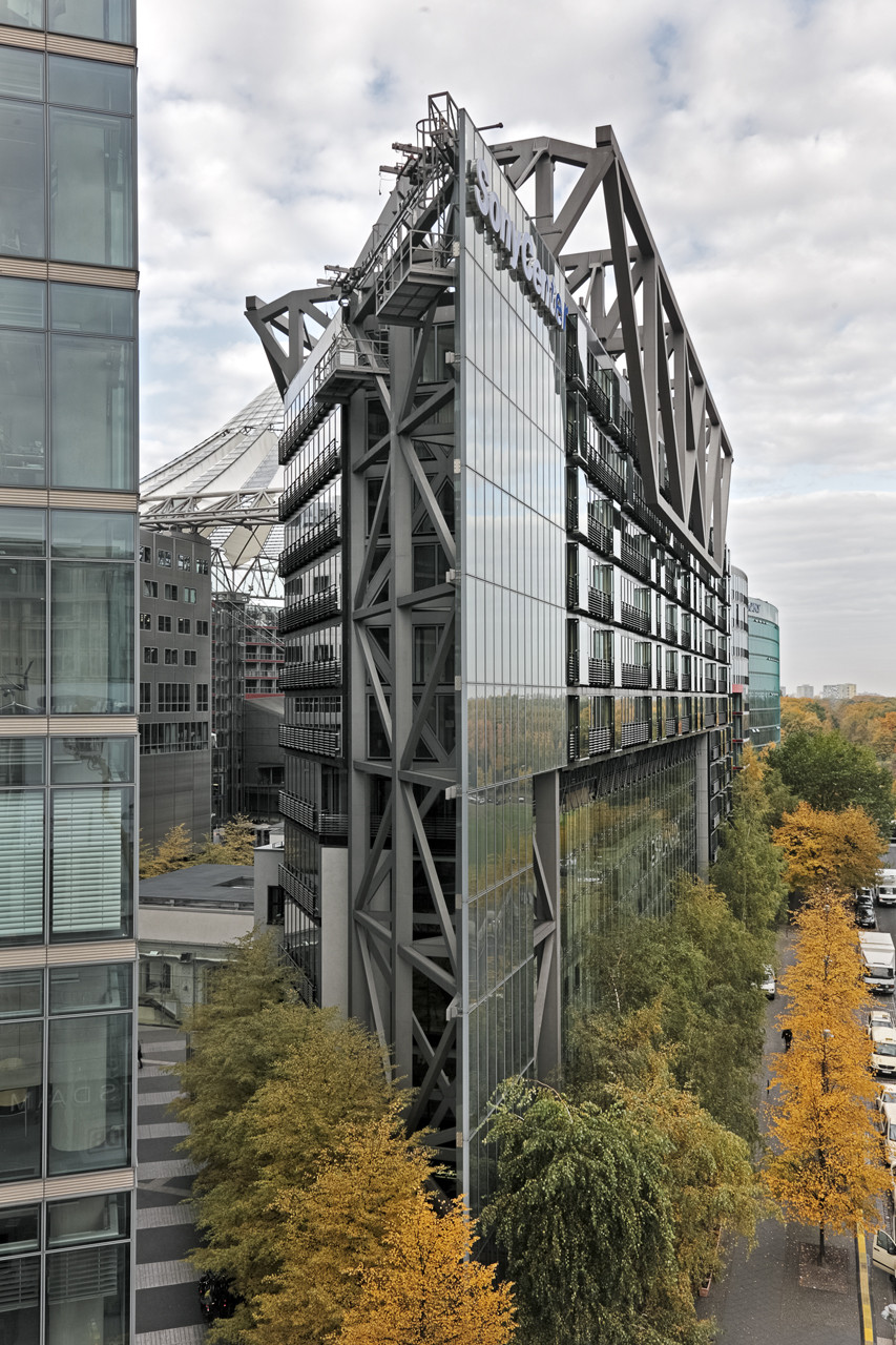 Gallery of Flashback: Sony Center Berlin / Murphy Jahn - 7