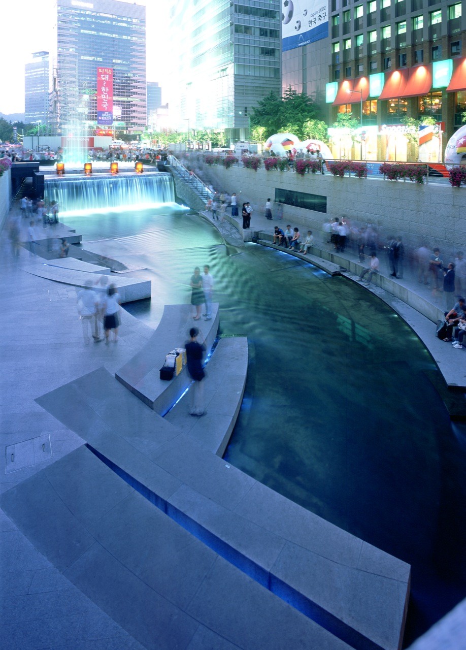 ChonGae Canal Restoration Project / Mikyoung Kim Design | ArchDaily