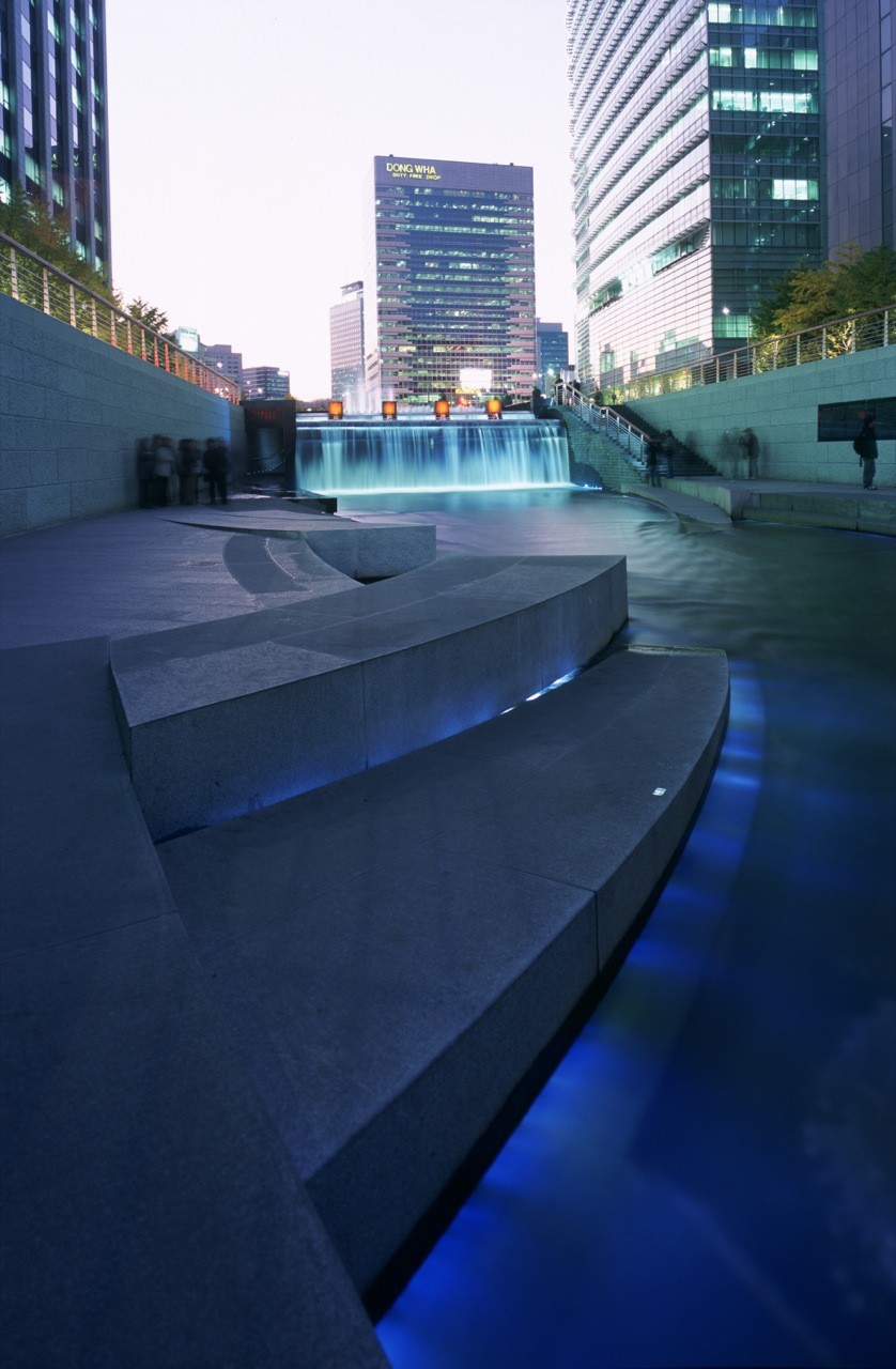 Gallery of ChonGae Canal Restoration Project / Mikyoung Kim Design - 14