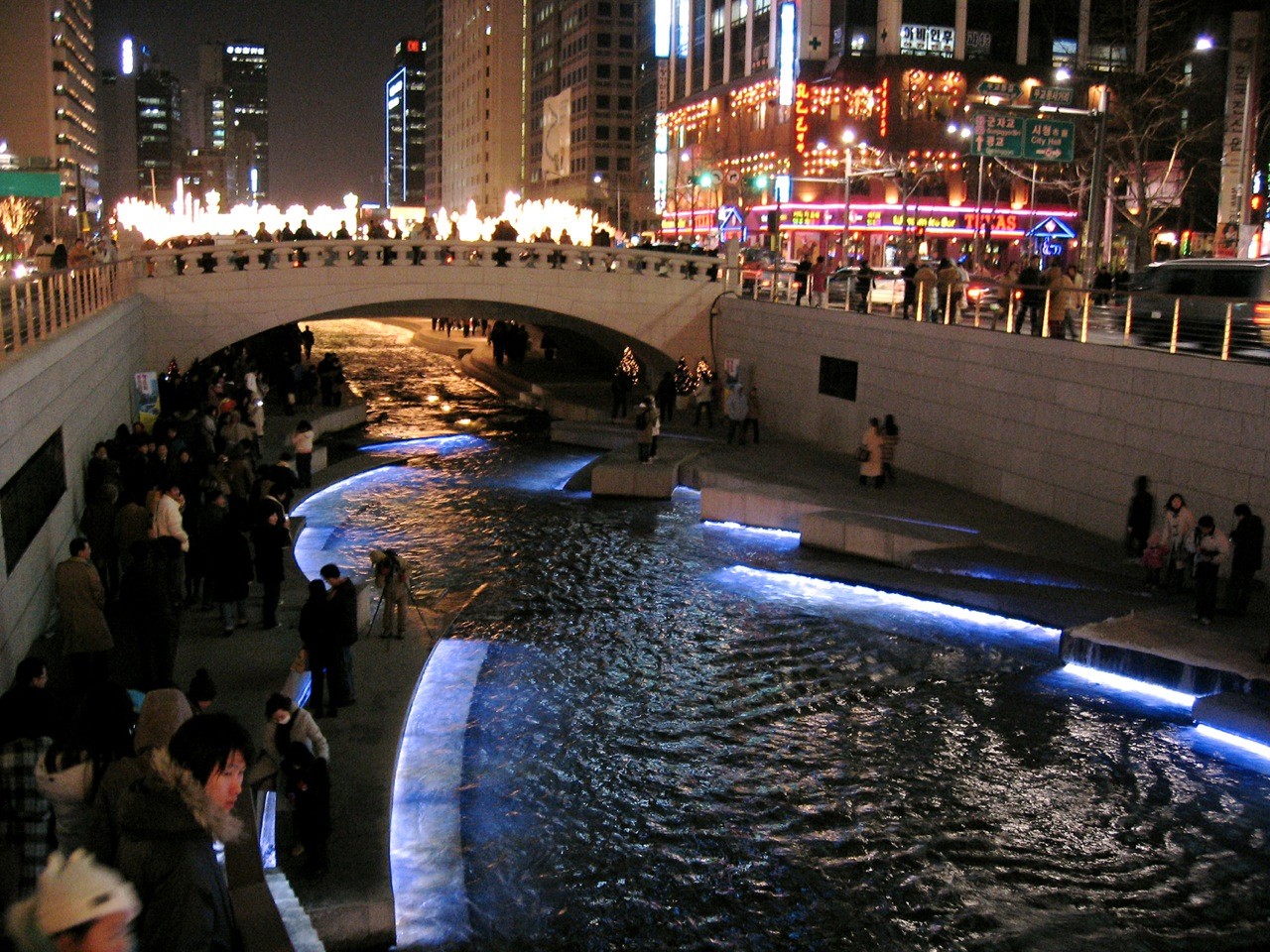 Gallery of ChonGae Canal Restoration Project / Mikyoung Kim Design - 17