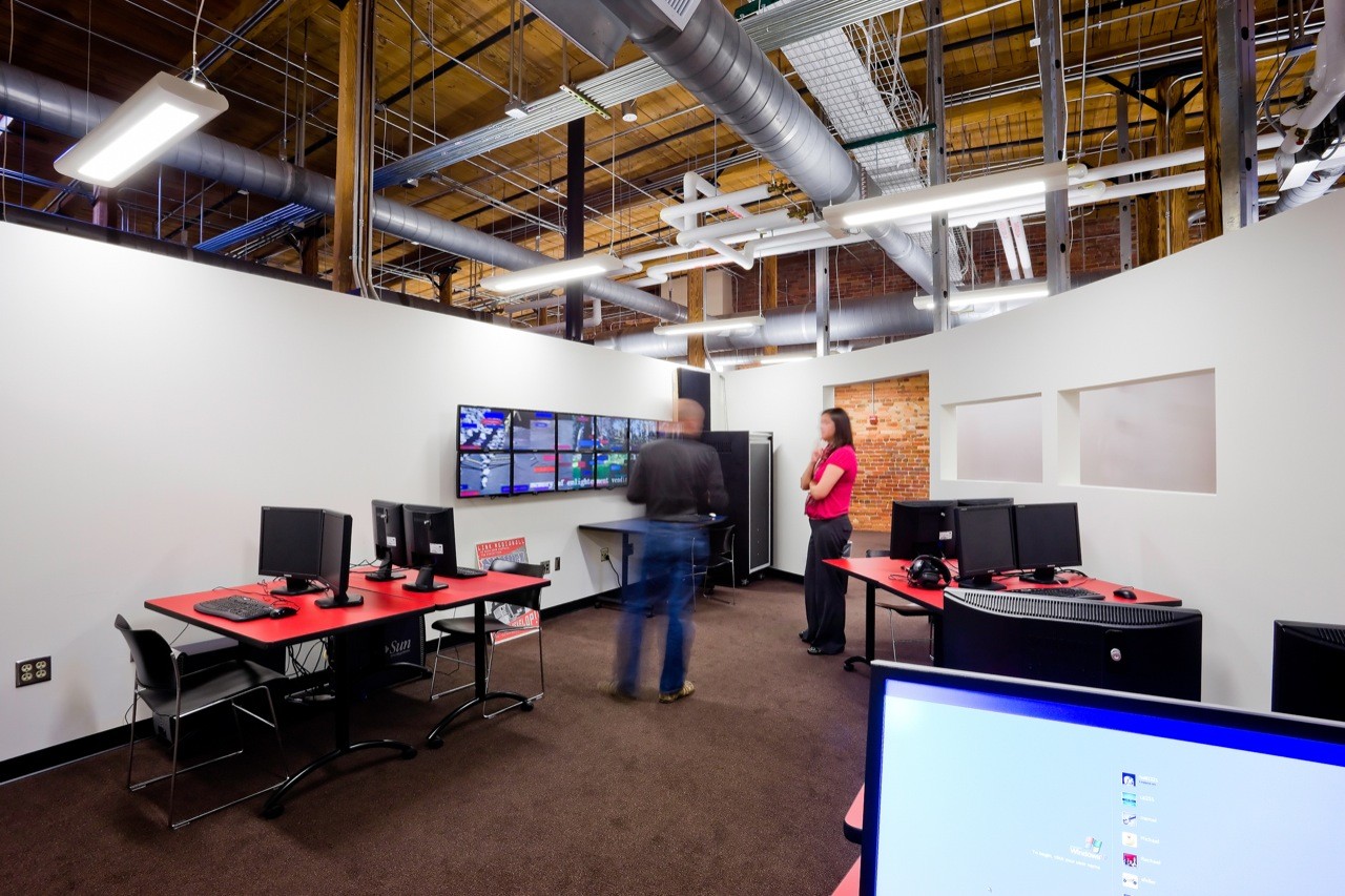 Gallery of Duke University Smith Warehouse / LAMBERT Architecture ...