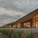 Kent Denver Dining Hall / Semple Brown Design | ArchDaily