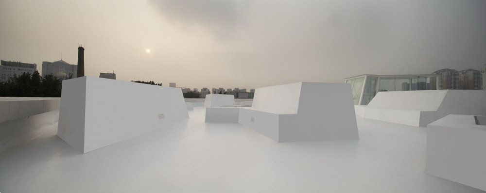 Gallery of 798 ART SPACE / Thanlab Office - 8