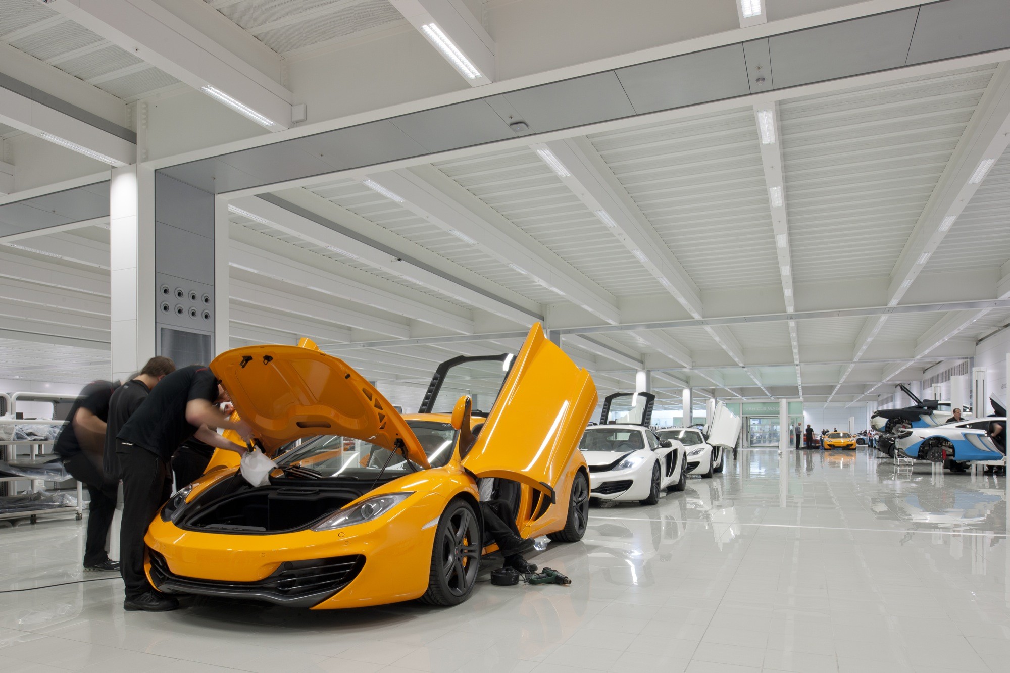 Gallery of McLaren Production Centre / Foster + Partners - 7