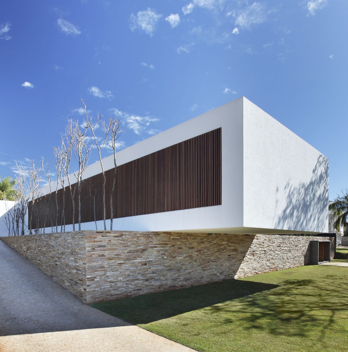 Gallery of SN House / Studio GT - 3
