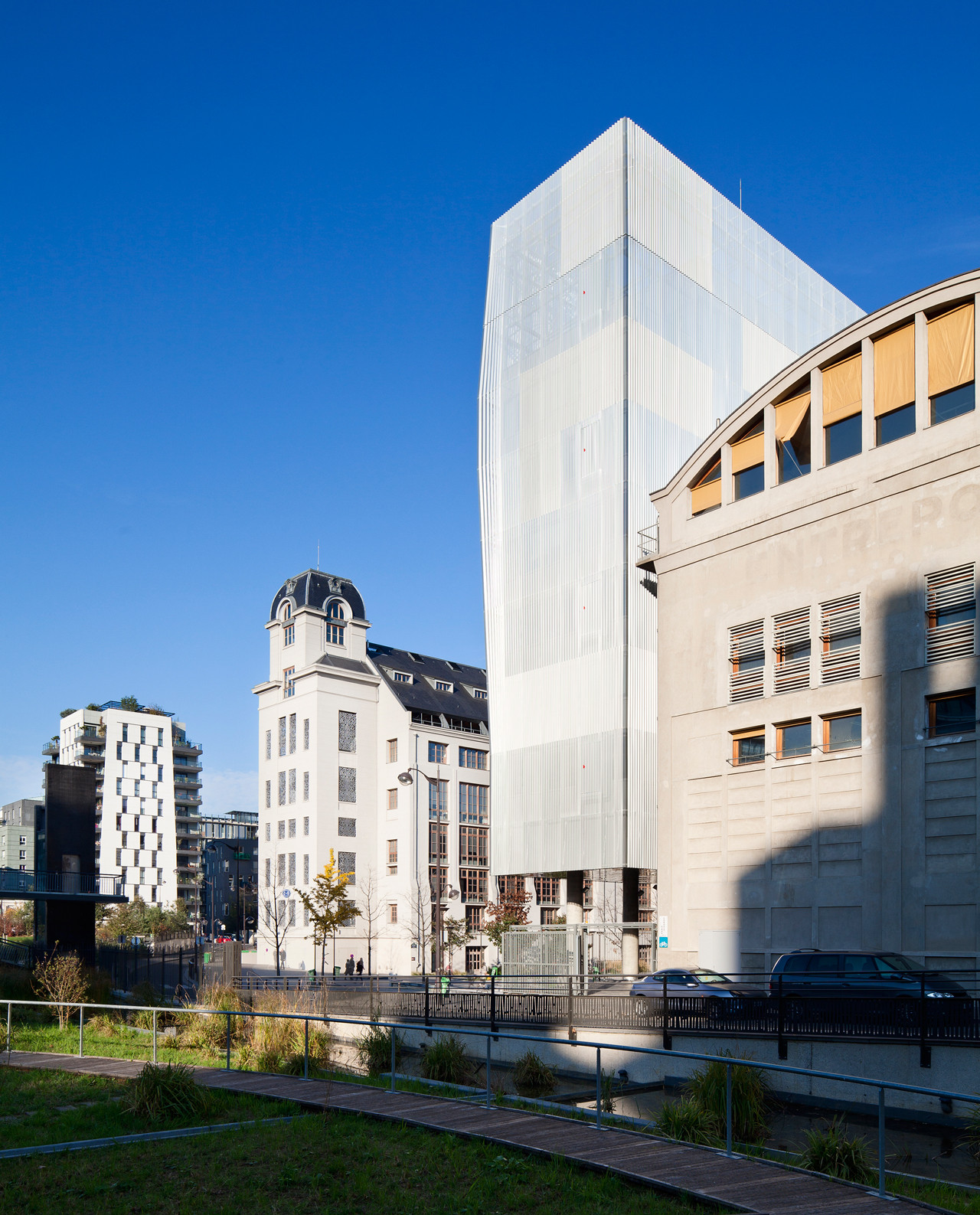 Gallery of M3A2 Cultural and Community Tower / Antonini + Darmon ...