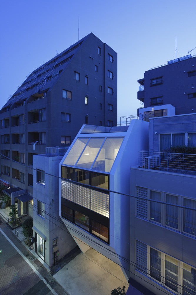 Gallery of Ravine / APOLLO Architects & Associates - 4