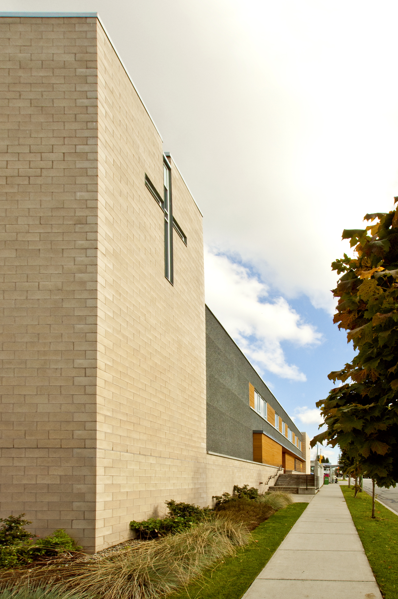Gallery of Vancouver Chinese Evangelical Church / Acton Ostry ...