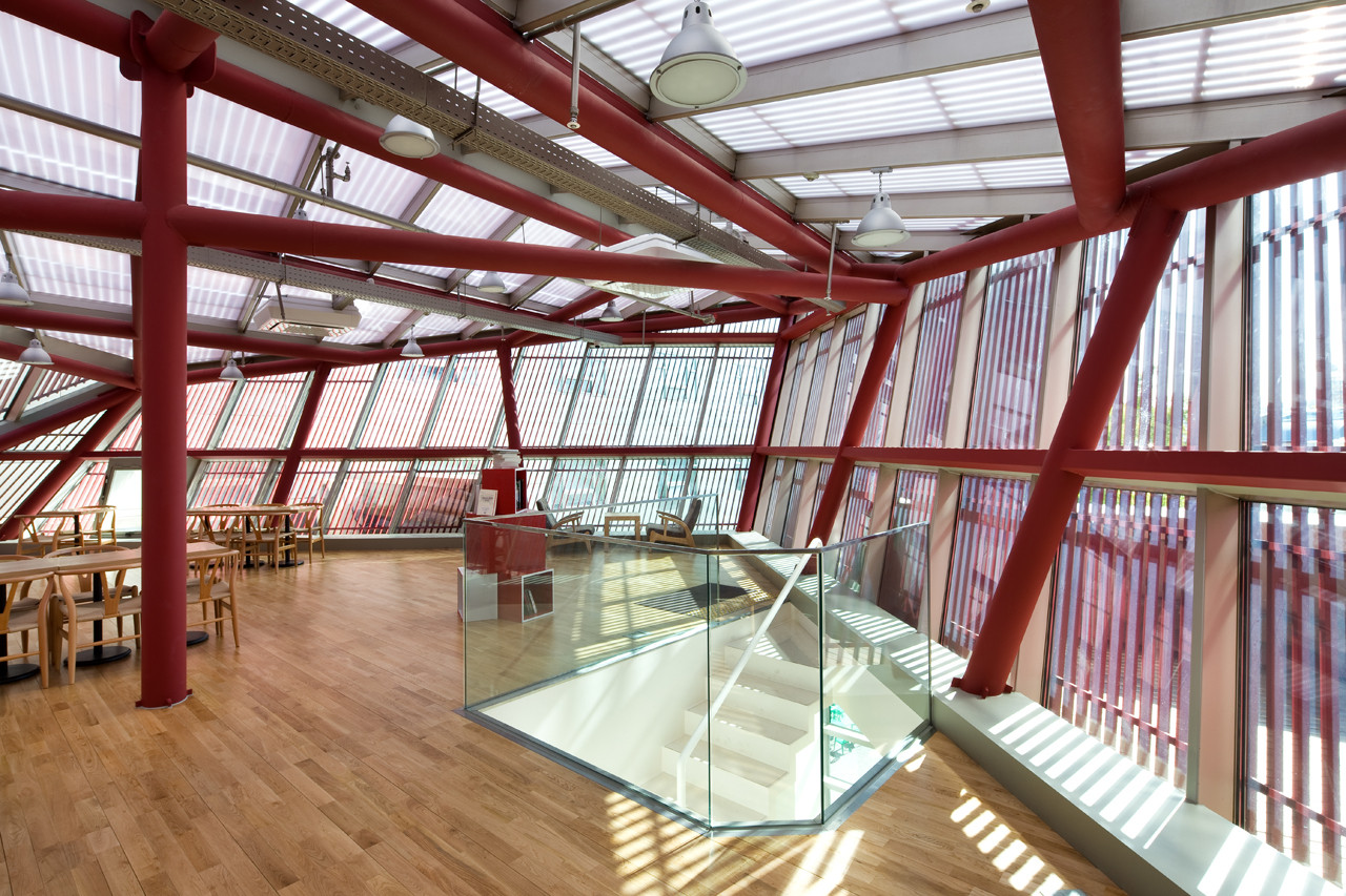 Gallery of Exit 45 / Chiasmus Partners - 10