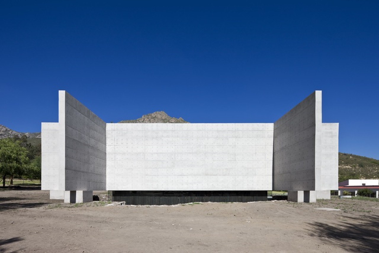 Gallery of Capilla del Retiro / Undurraga Devés Arquitectos - 7