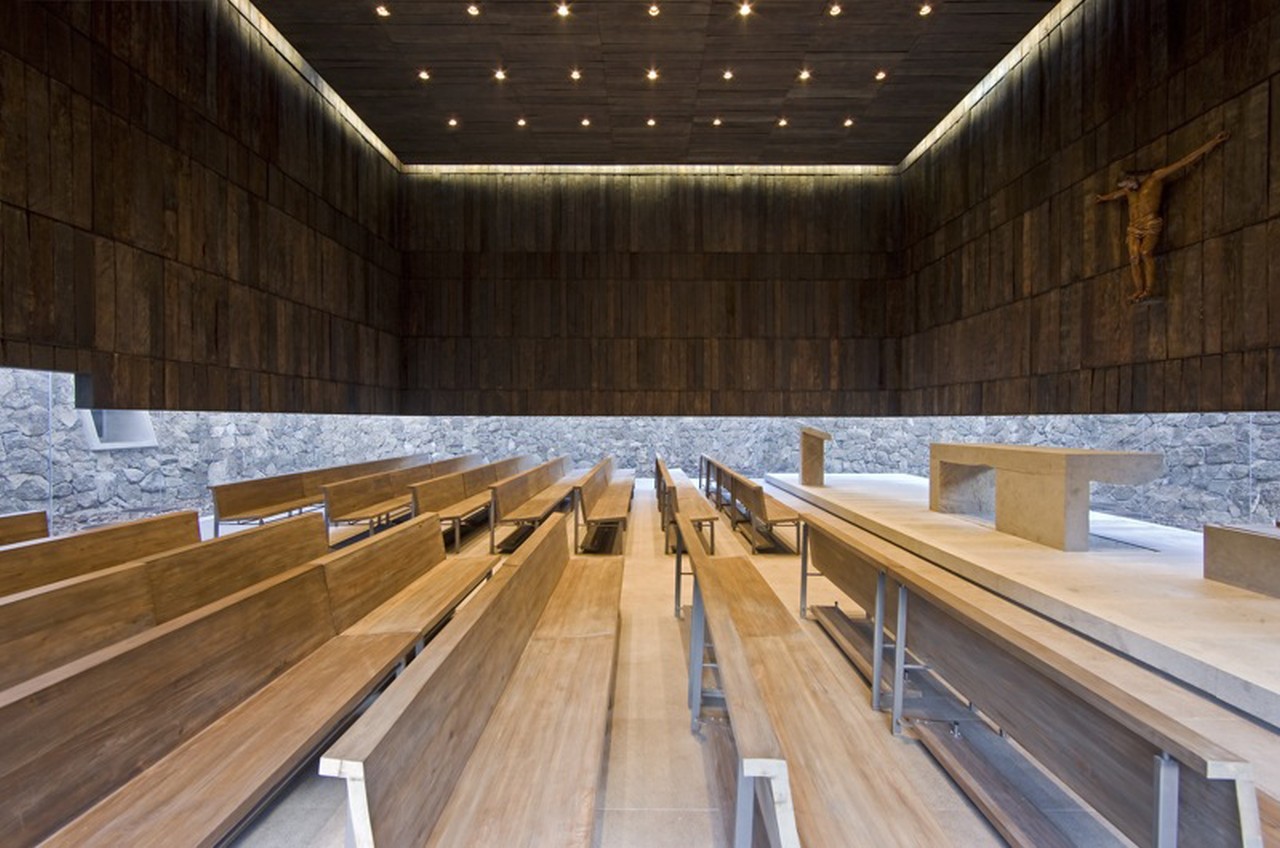 Gallery of Capilla del Retiro / Undurraga Devés Arquitectos - 17