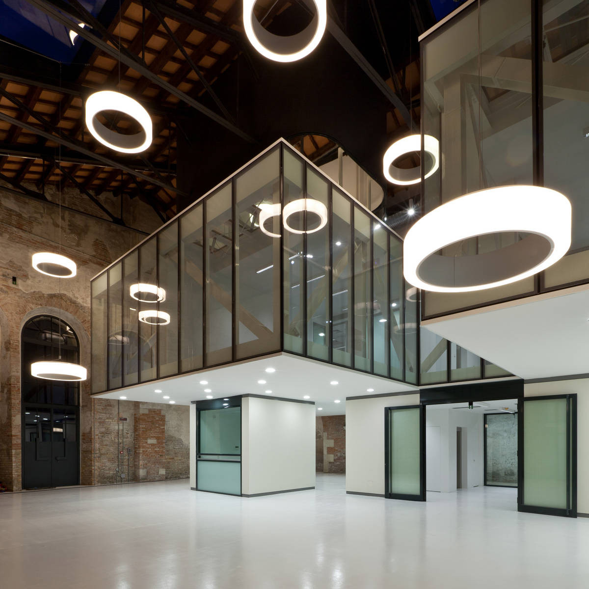 Gallery of Tesa 105 Conversion / Estudio N - 8