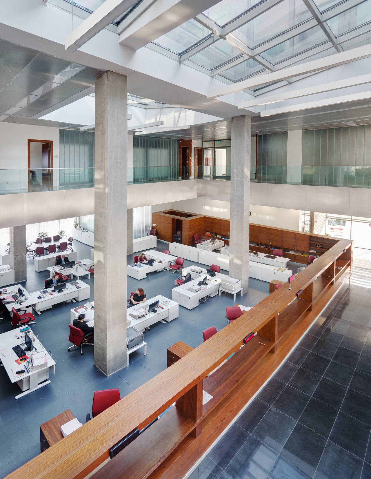 Gallery of Branch Office In Bursa / Yalin Architectural Design + Denge ...