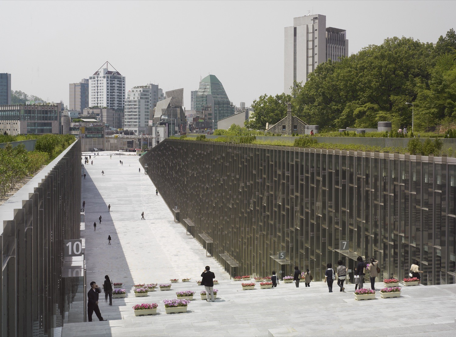 Gallery of Ewha Womans University / Dominique Perrault Architecture - 16