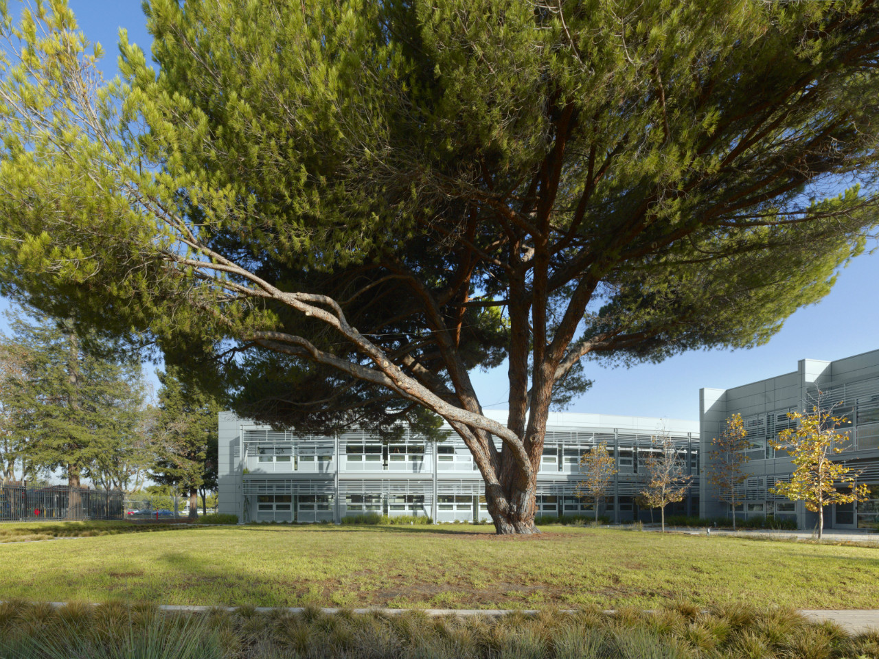 Gallery of NASA Sustainability Base / William McDonough + Partners and ...